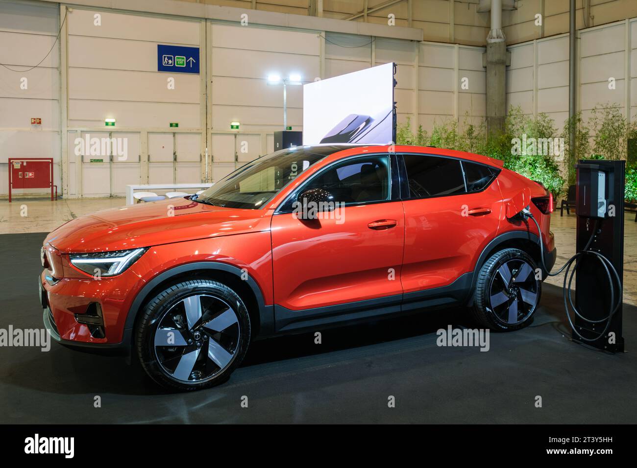 Volvo C40 Recharge electric car at ECAR SHOW - Hybrid and Electric ...