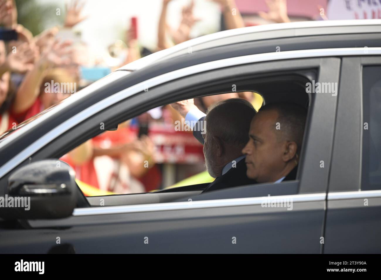 DF - BRASILIA - 10/27/2023 - BRASILIA, SUPPORTERS OF PRESIDENT LULA ...