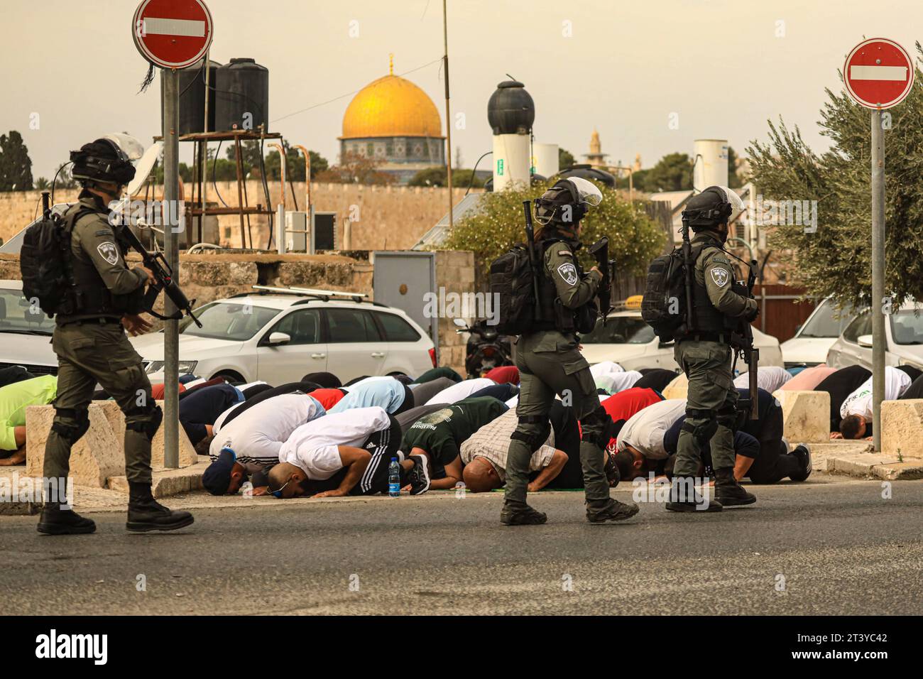 JERUSALEM - OCTOBER 27: 2023, Israel restricts Palestinian access to Al ...