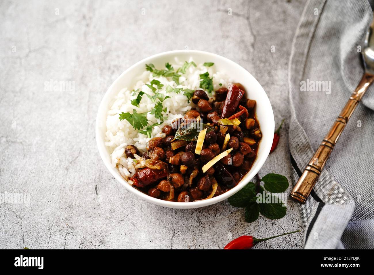 Kala Channa or Black chickpeas | Kerala Kadala curry served with rice ...