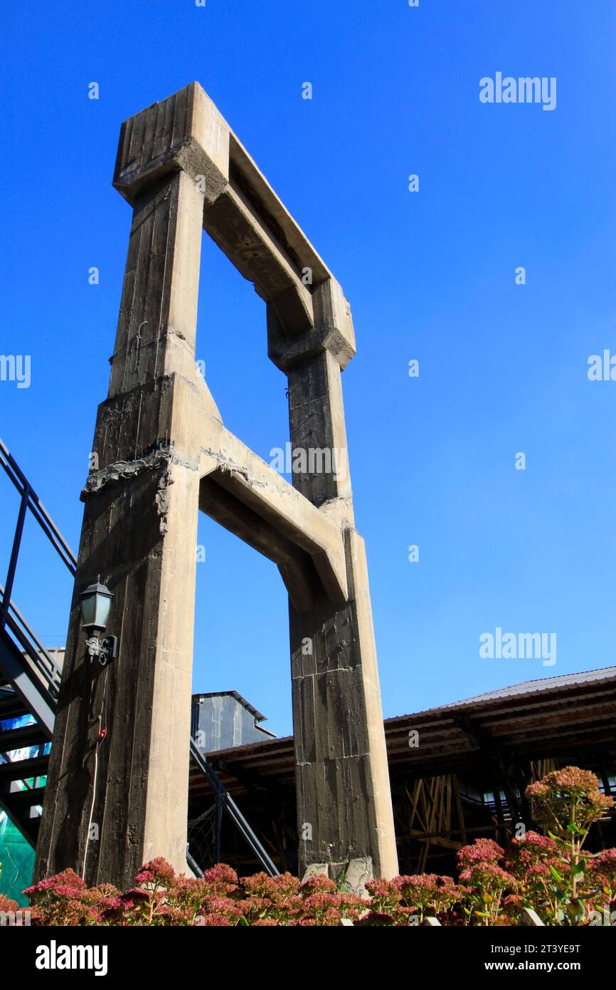 Cast in place structure hi-res stock photography and images - Alamy