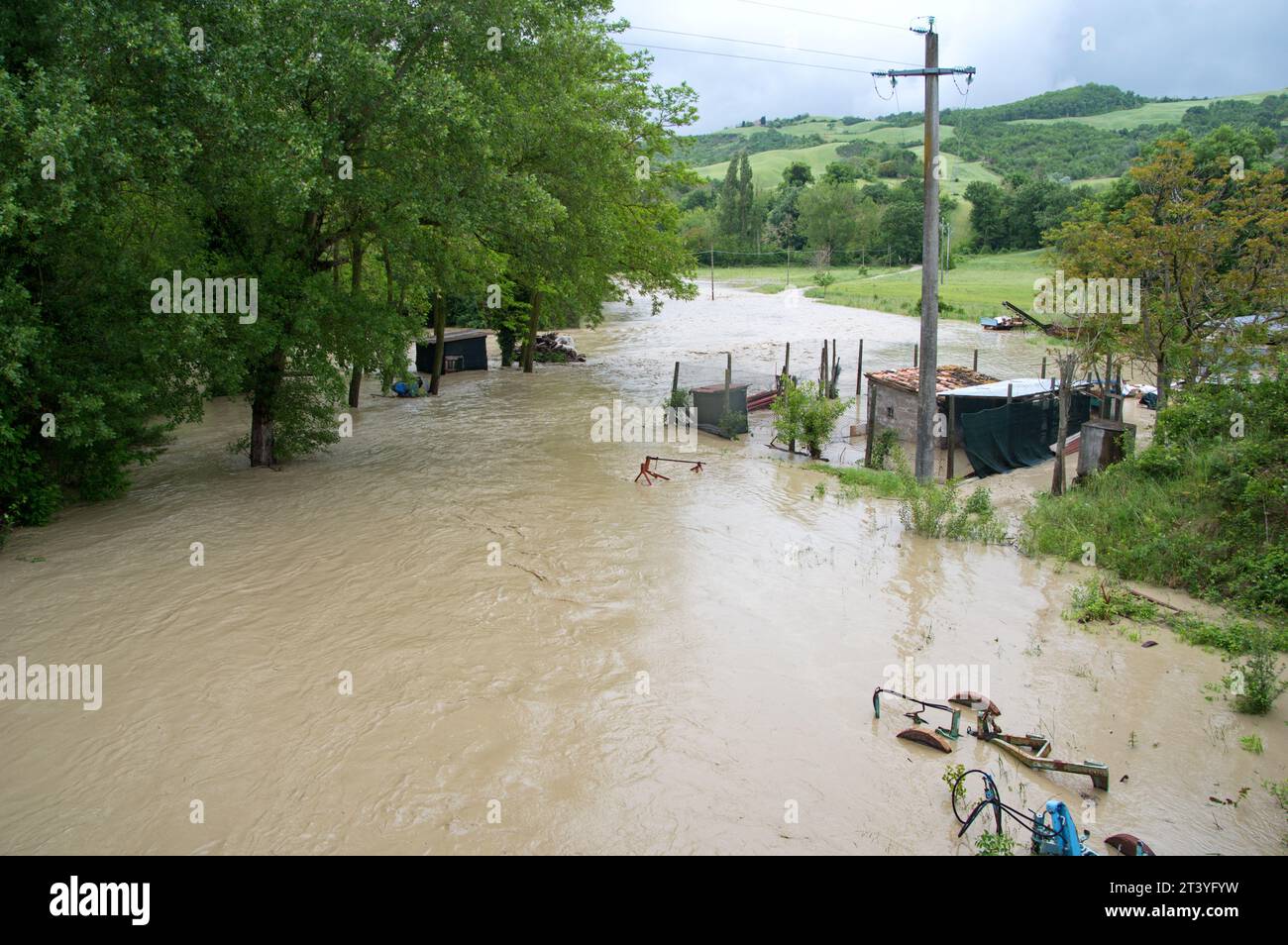 Palo rotto hi-res stock photography and images - Alamy