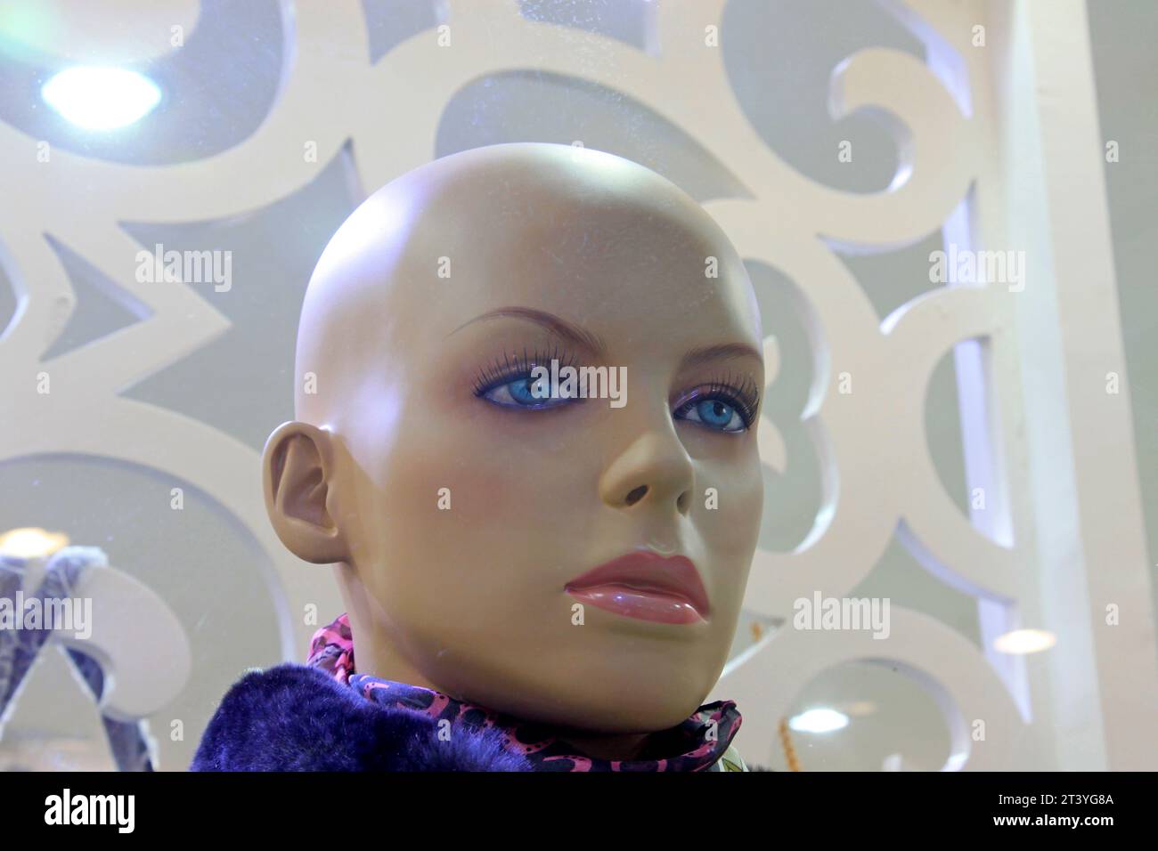 bareheaded model in a shop, closeup of photo Stock Photo - Alamy