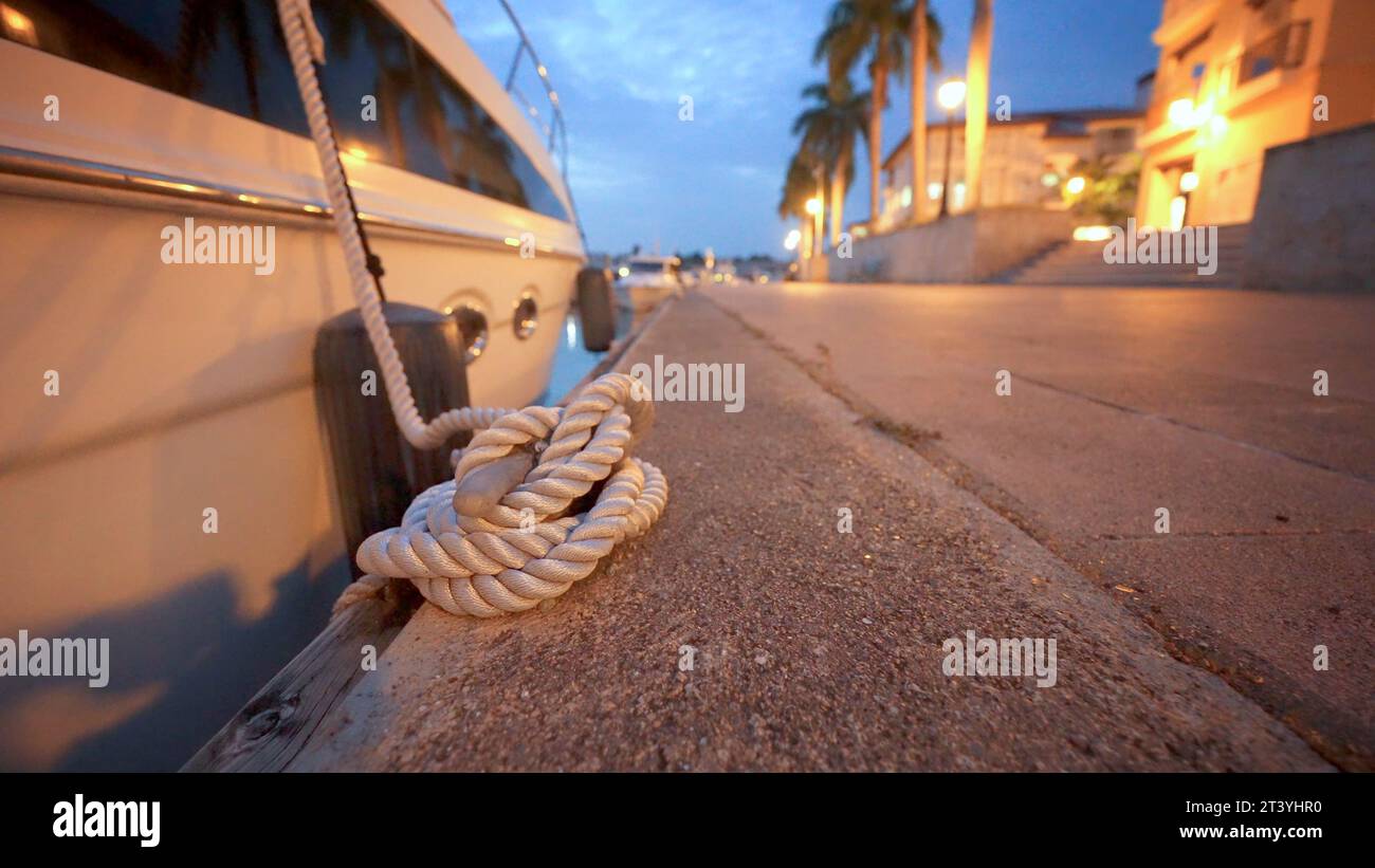 Night shot of boat quay hi-res stock photography and images - Alamy