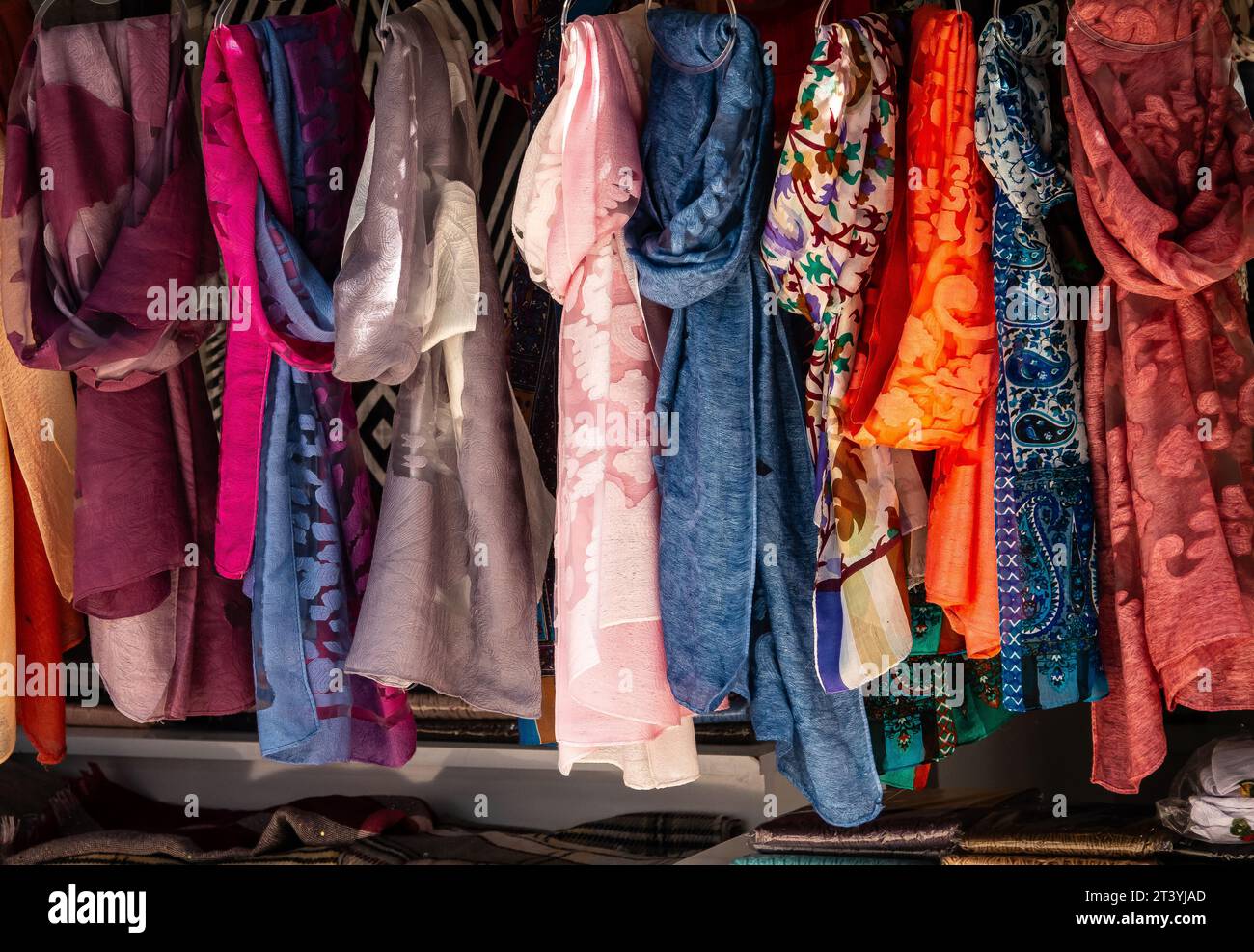 Store front with various clothes in the Turkish bazaar Stock Photo - Alamy