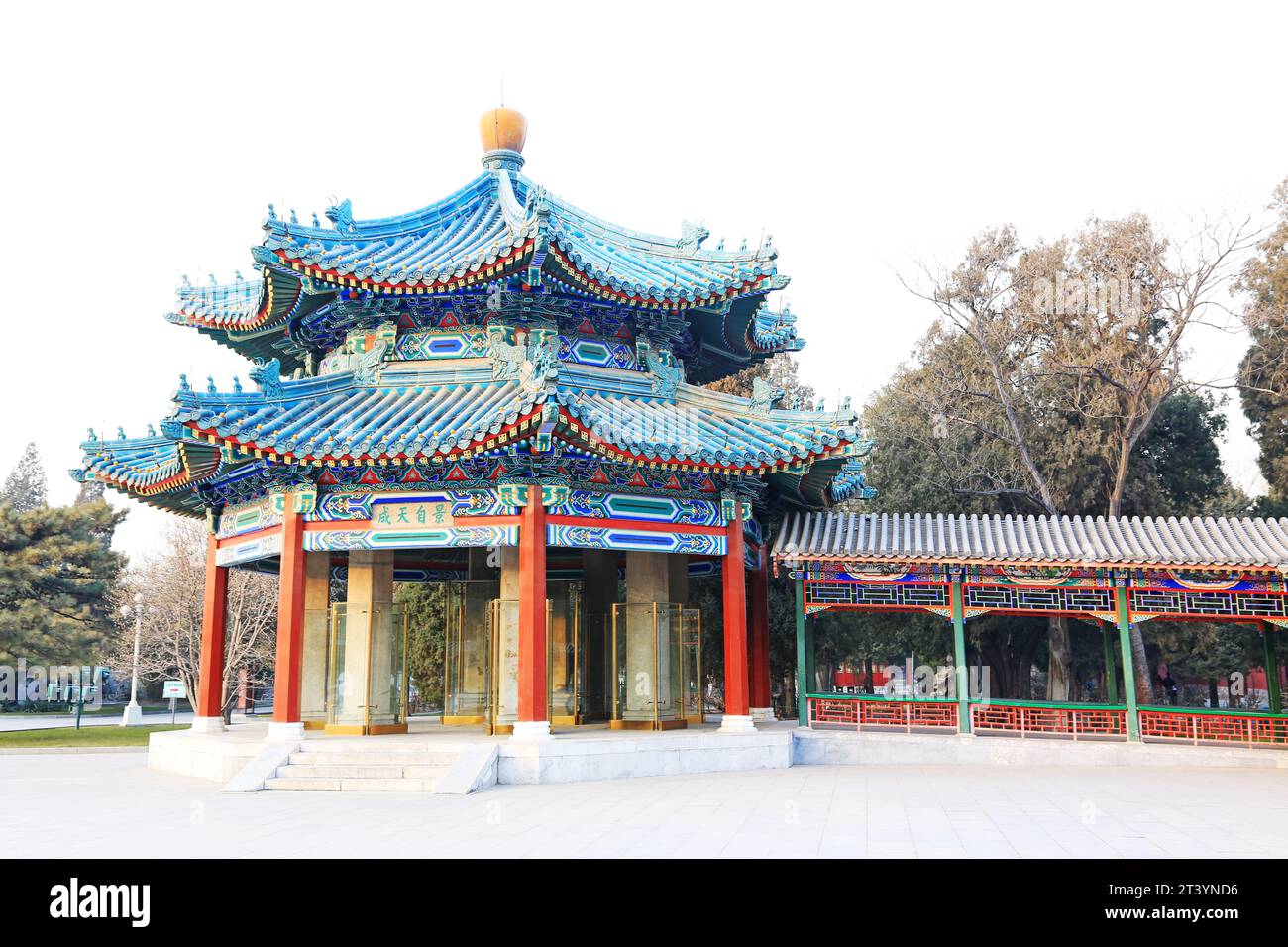 Eight pillar pavilion hi-res stock photography and images - Alamy