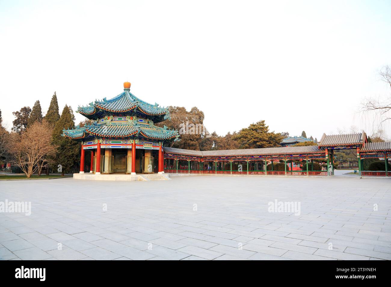 Eight pillar pavilion hi-res stock photography and images - Alamy
