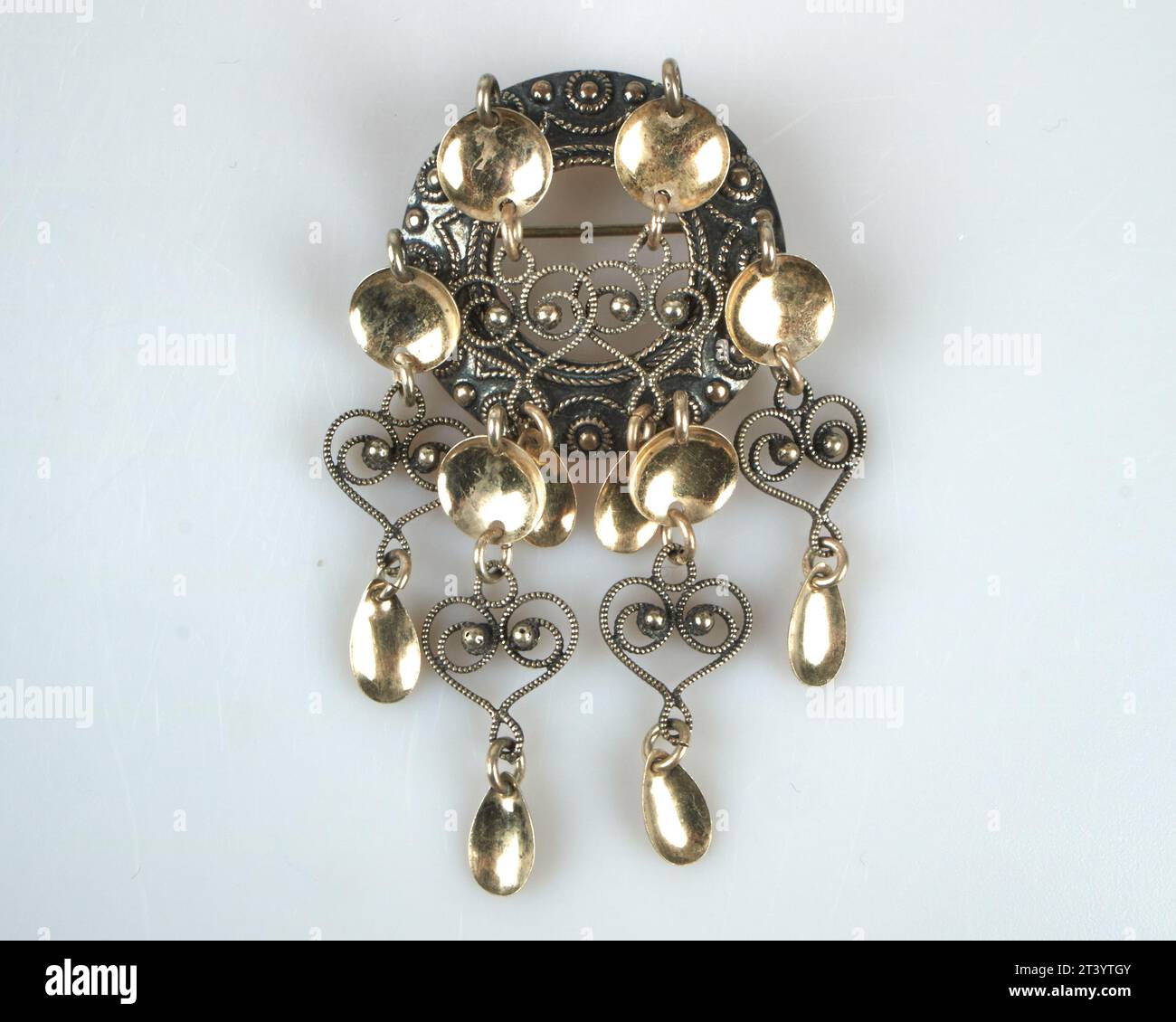 Traditional norwegian wedding hi-res stock photography and images - Alamy