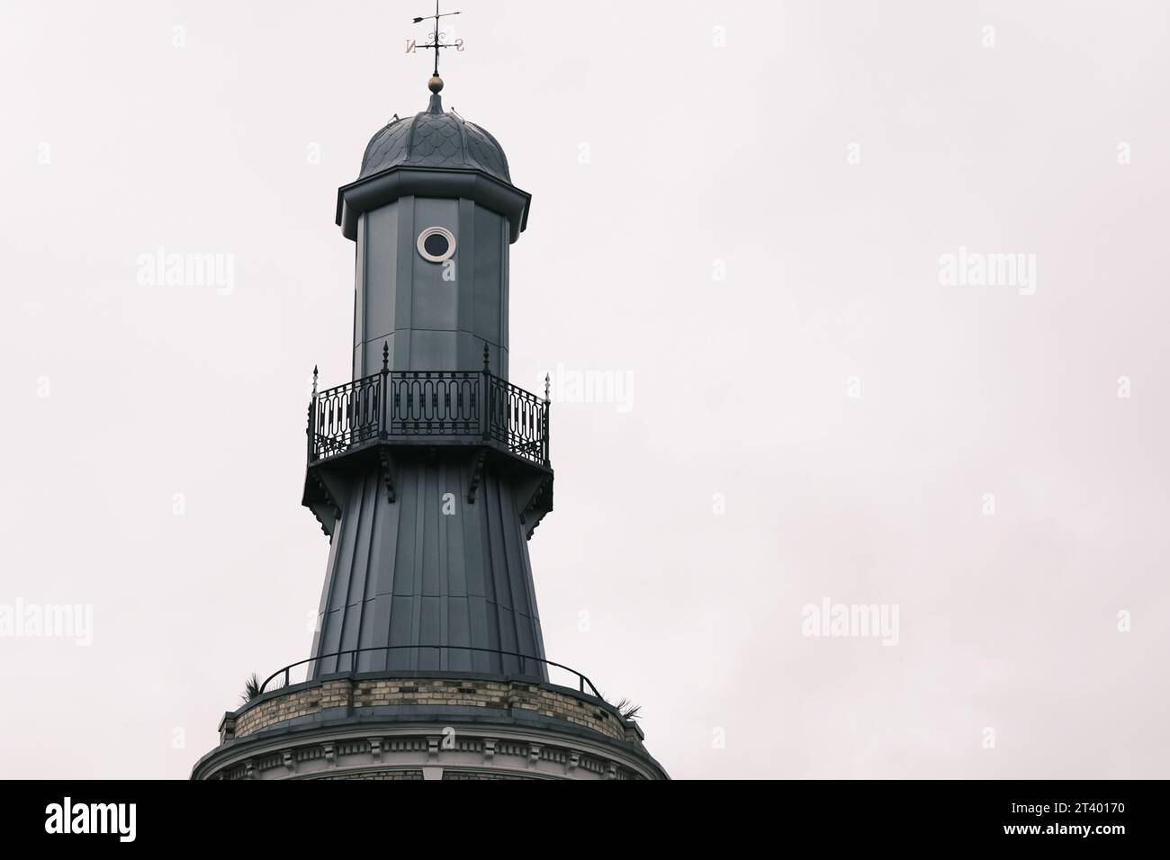 Kings cross lighthouse hi-res stock photography and images - Alamy