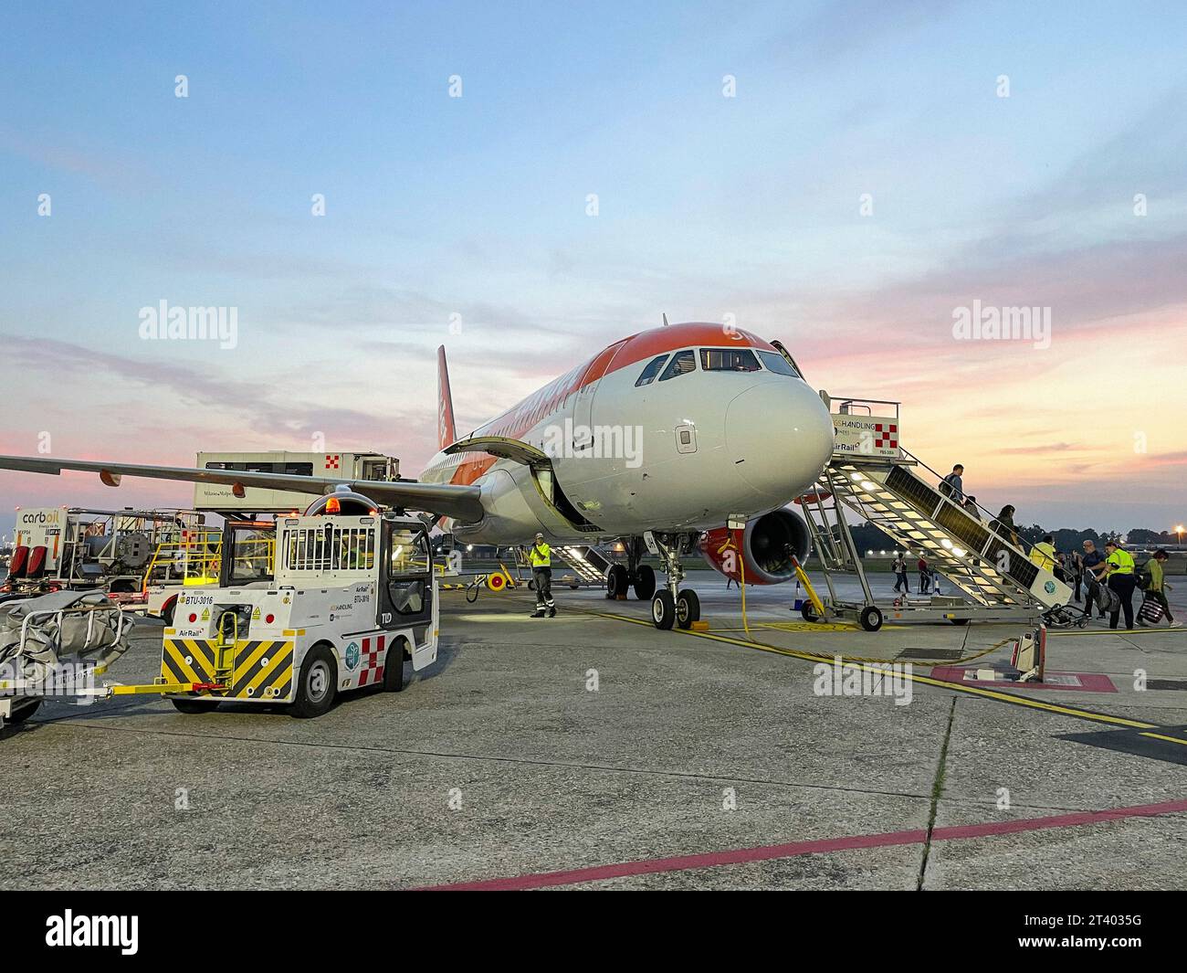 Malpensa airport view hi-res stock photography and images - Alamy