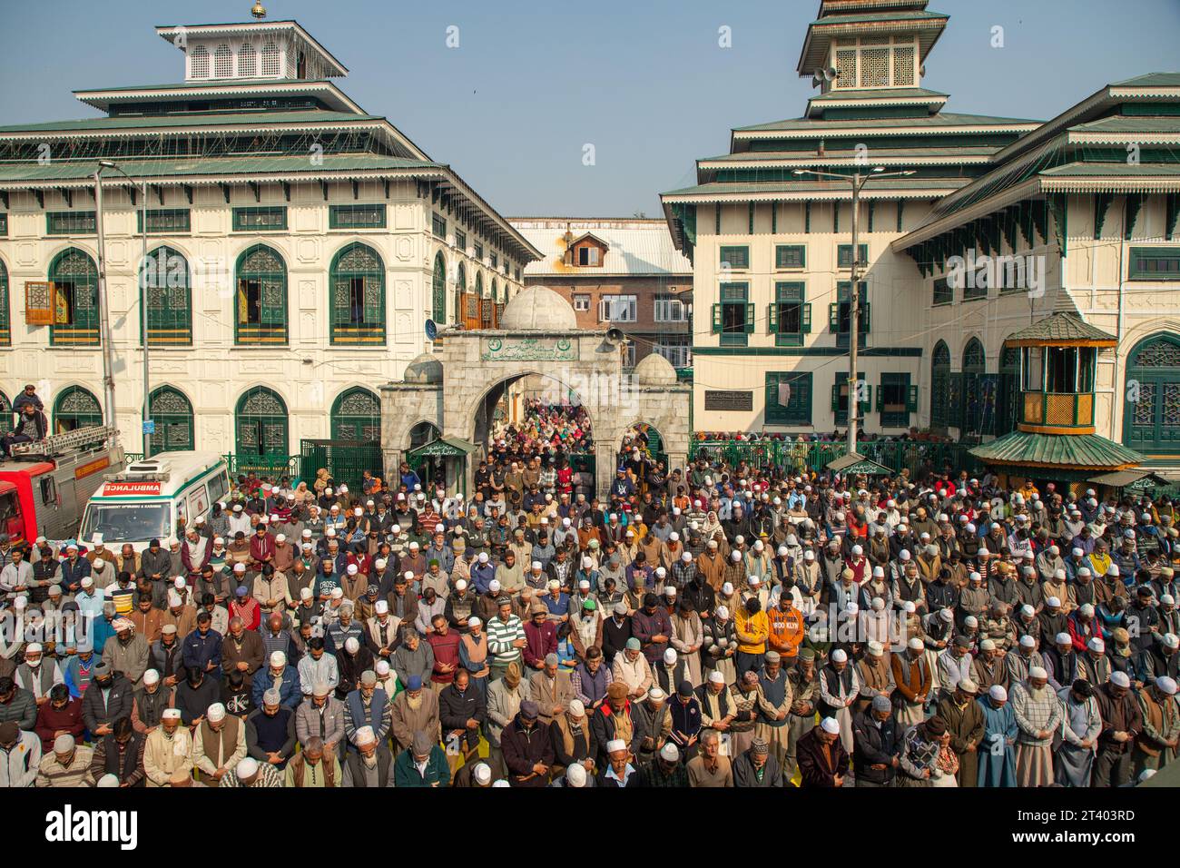 Srinagar, India. 27th Oct, 2023. Muslim devotees offer prayers as a ...