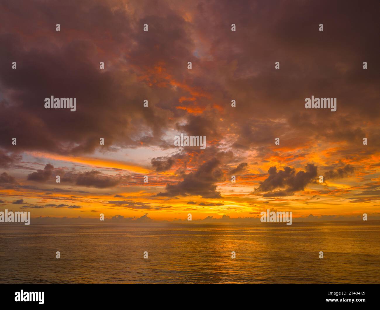 Sunrise aerial hyper lapse sun hi-res stock photography and images - Alamy