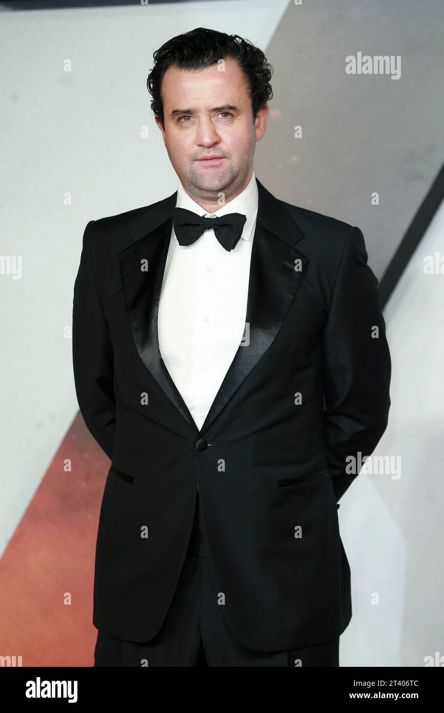 London, UK. 04th Dec, 2019. Daniel Mays attends the "1917" World ...