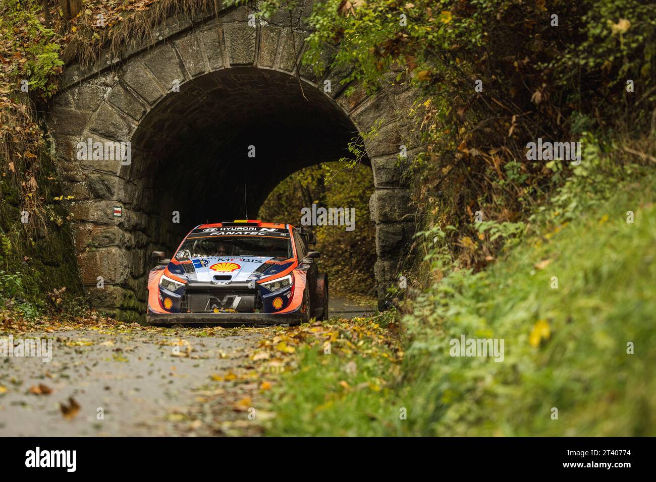 Passau, Allemagne. 27th Oct, 2023. 11 Thierry NEUVILLE (BEL), Martijn ...