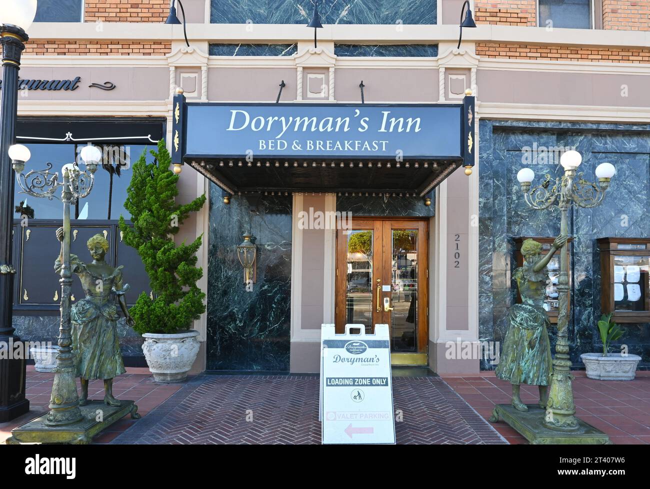 Dorymans inn hi-res stock photography and images - Alamy