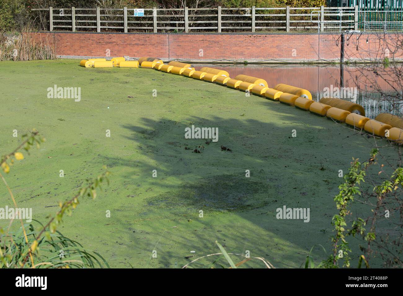 Water valley on a map hi-res stock photography and images - Alamy