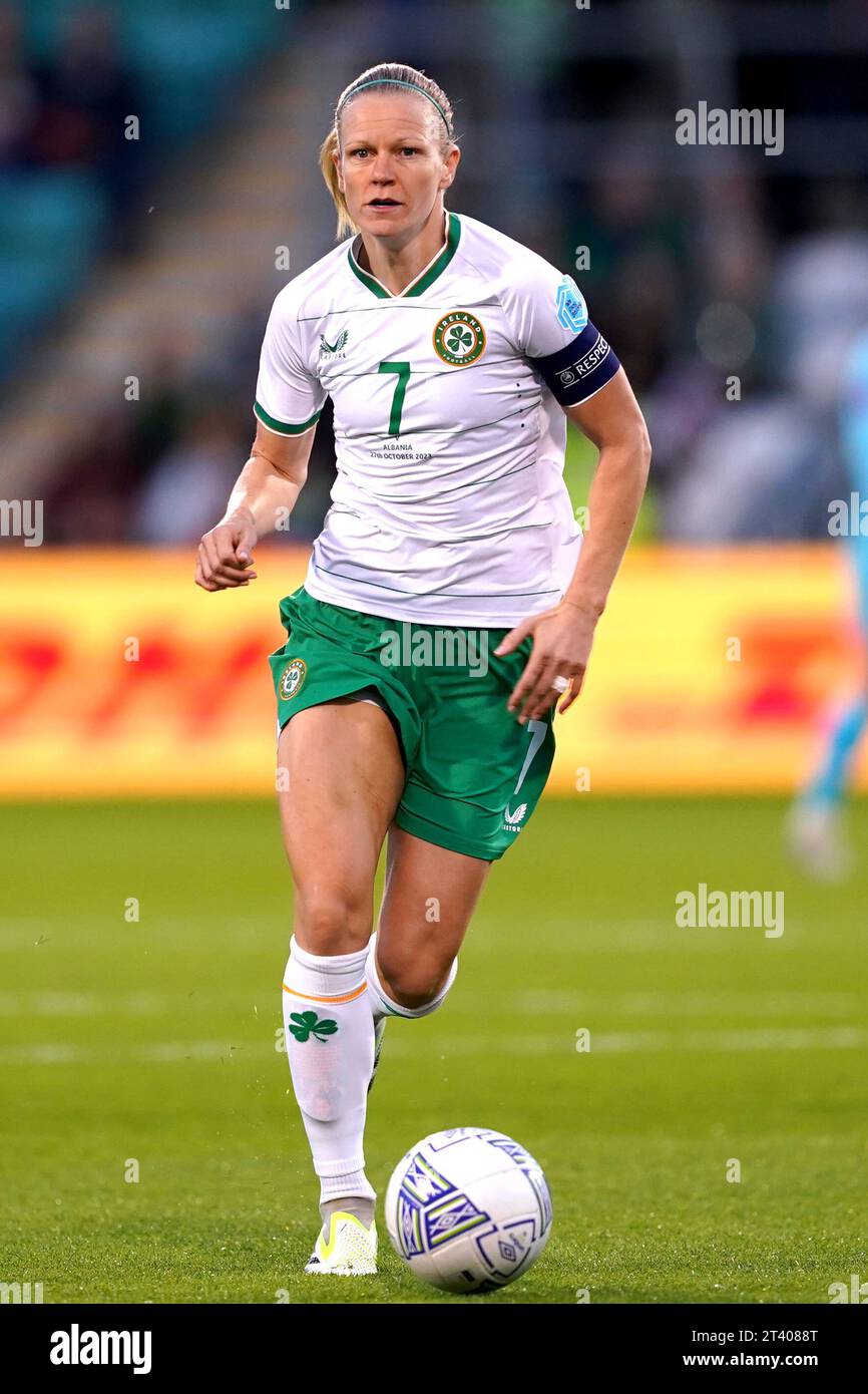 Ireland international diane caldwell hi-res stock photography and ...