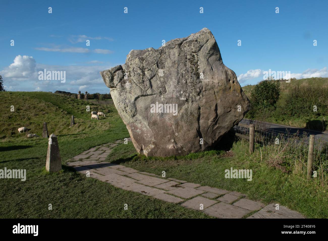 Sarsen slabs hi-res stock photography and images - Alamy