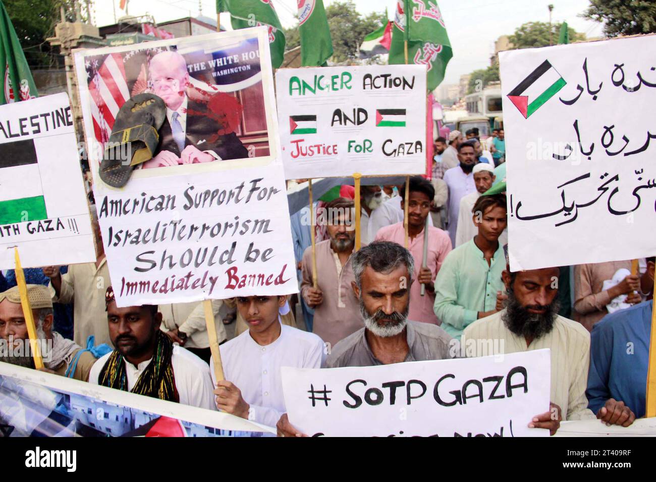 Activists of Sunni Tehreek are holding protest rally against Israeli ...