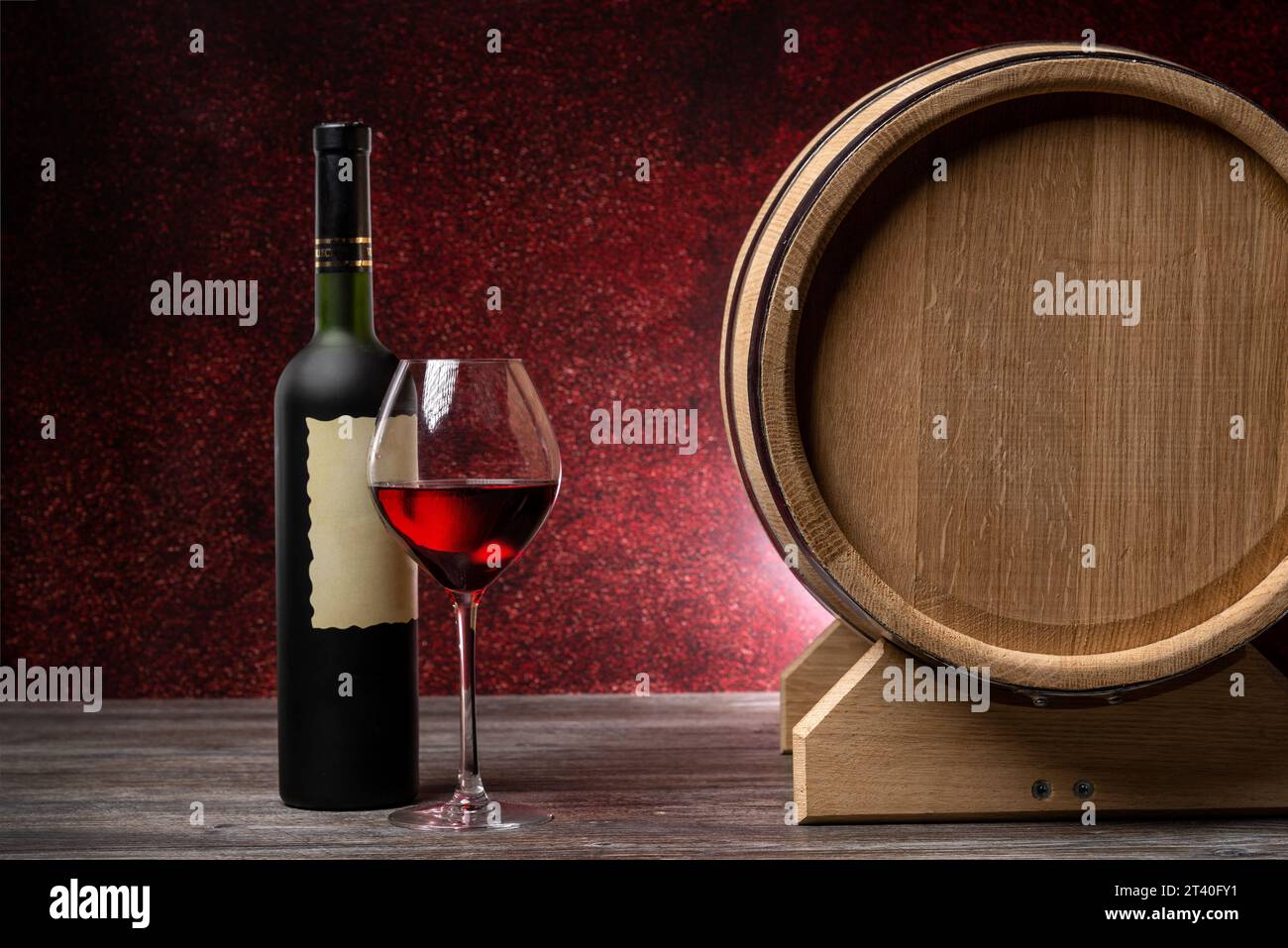 Wood bar and bottle hi-res stock photography and images - Alamy
