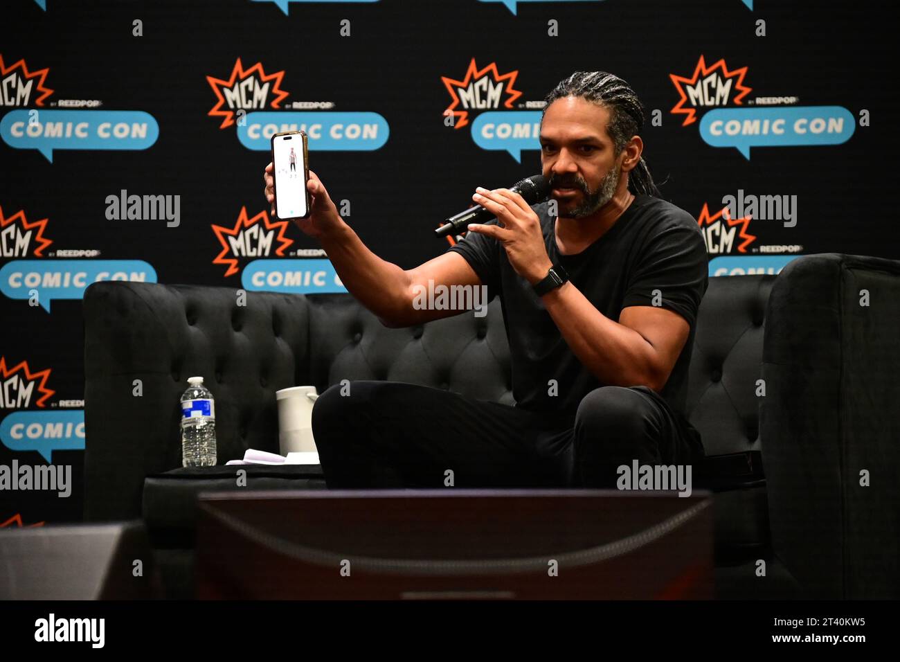 ExCeL London, UK, 27th October 2023. Khary Payton himself at the Khary ...