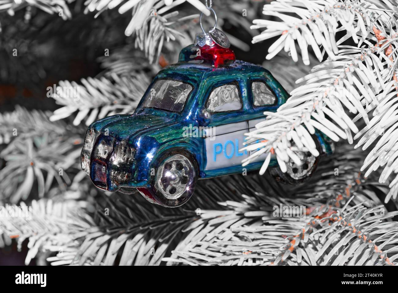 Blue and white police car hi-res stock photography and images - Alamy
