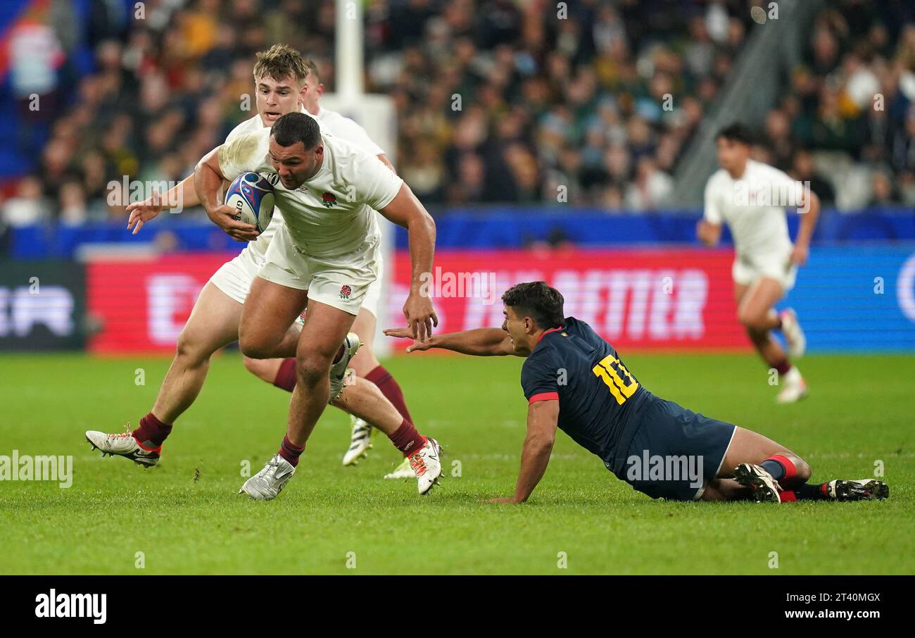 England's Ellis Genge (left) and Argentina's Santiago Carreras in ...