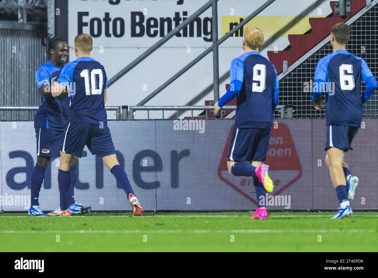 Emmen, Netherlands. 27th Oct, 2023. EMMEN, Stadium Oude Meerdijk, 27-10-2023, season 2023/2024 ...