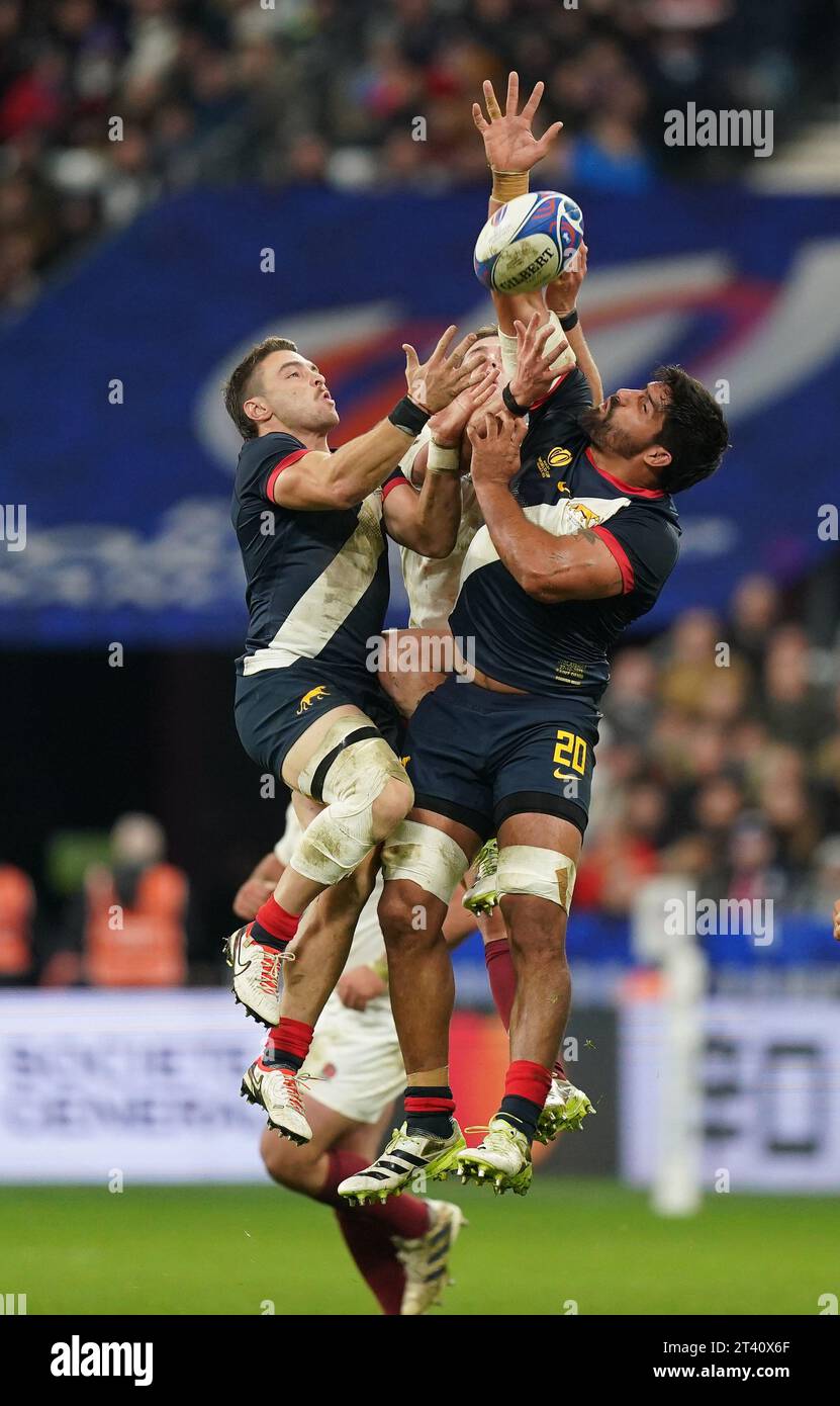 Argentina’s Rodrigo Bruni and England’s Freddie Steward challenged for ...