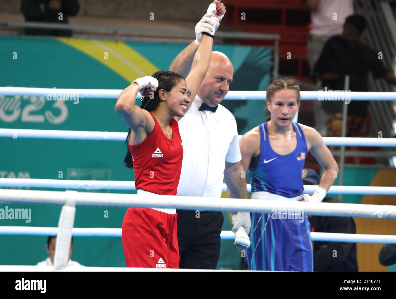 Jennifer santiago hi-res stock photography and images - Alamy