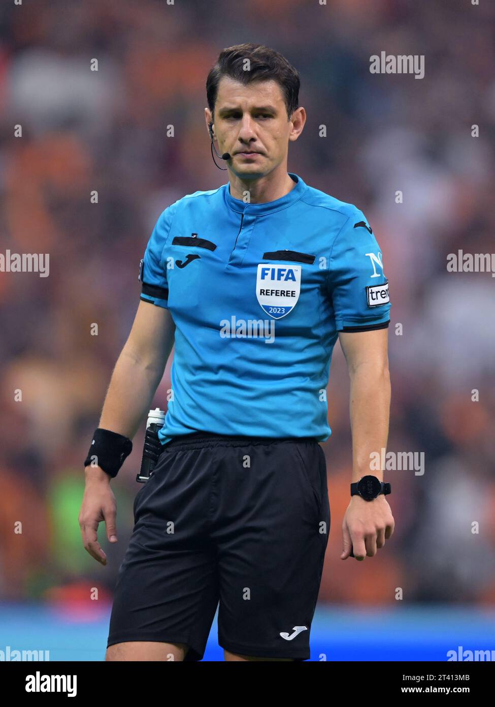 ISTANBUL - Referee Halil Umut Meler during the Turkish Super Lig match ...