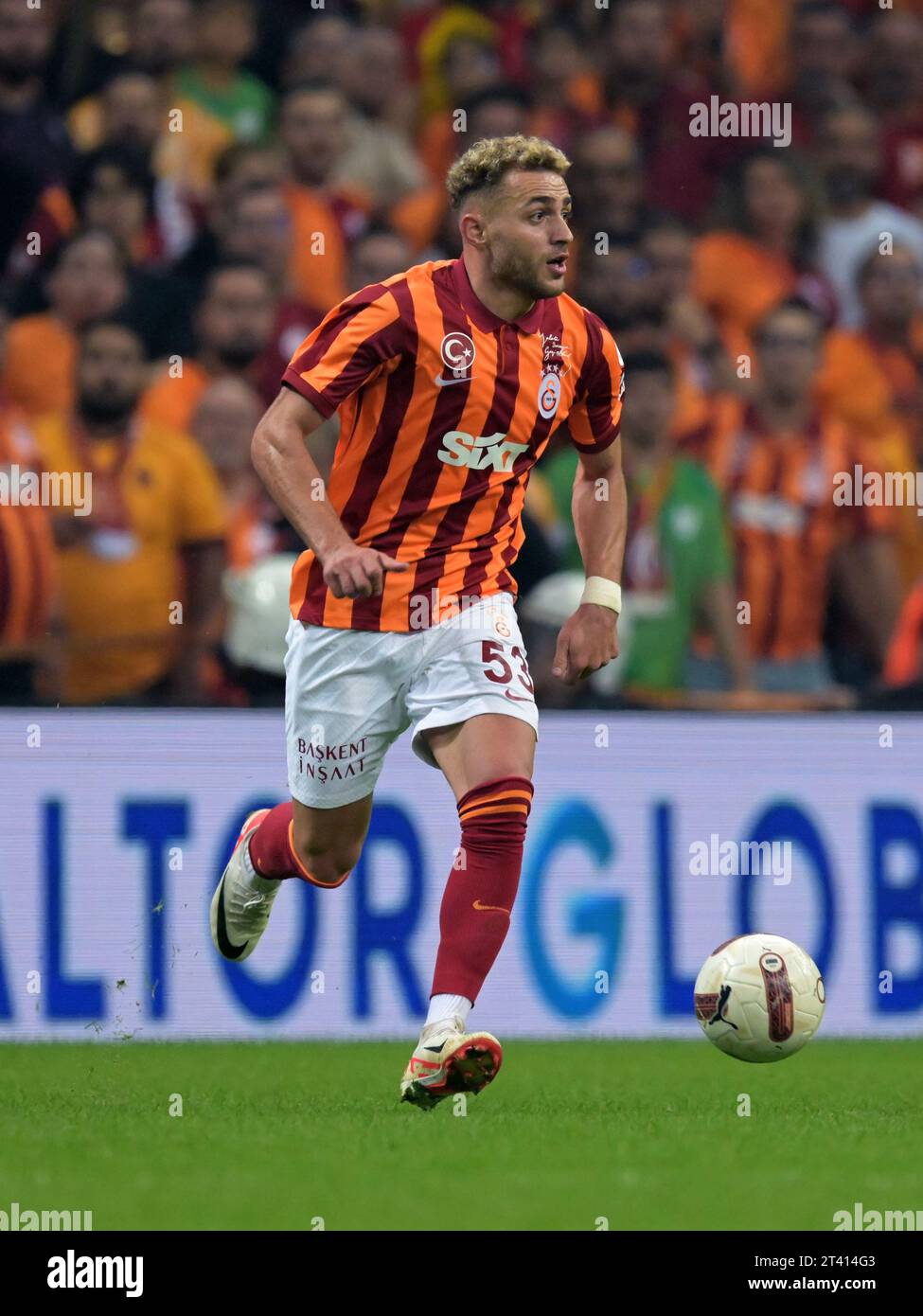 ISTANBUL - Baris Alper Yilmaz of Galatasaray during the Turkish Super ...