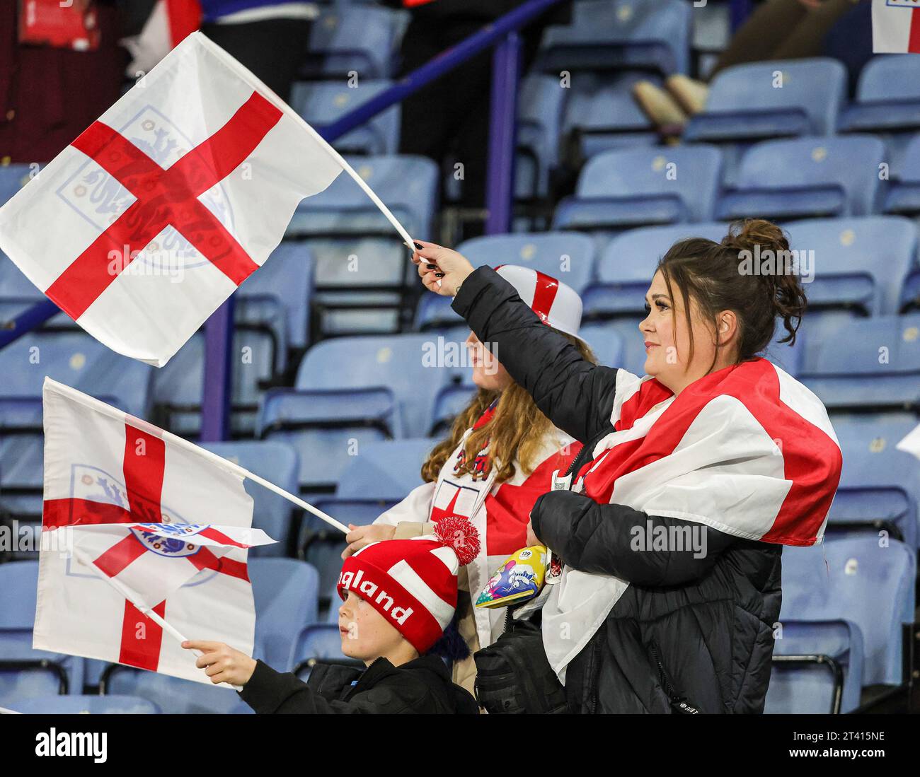 Leicester, UK. 27th Oct, 2023. England supporters pictured during a ...
