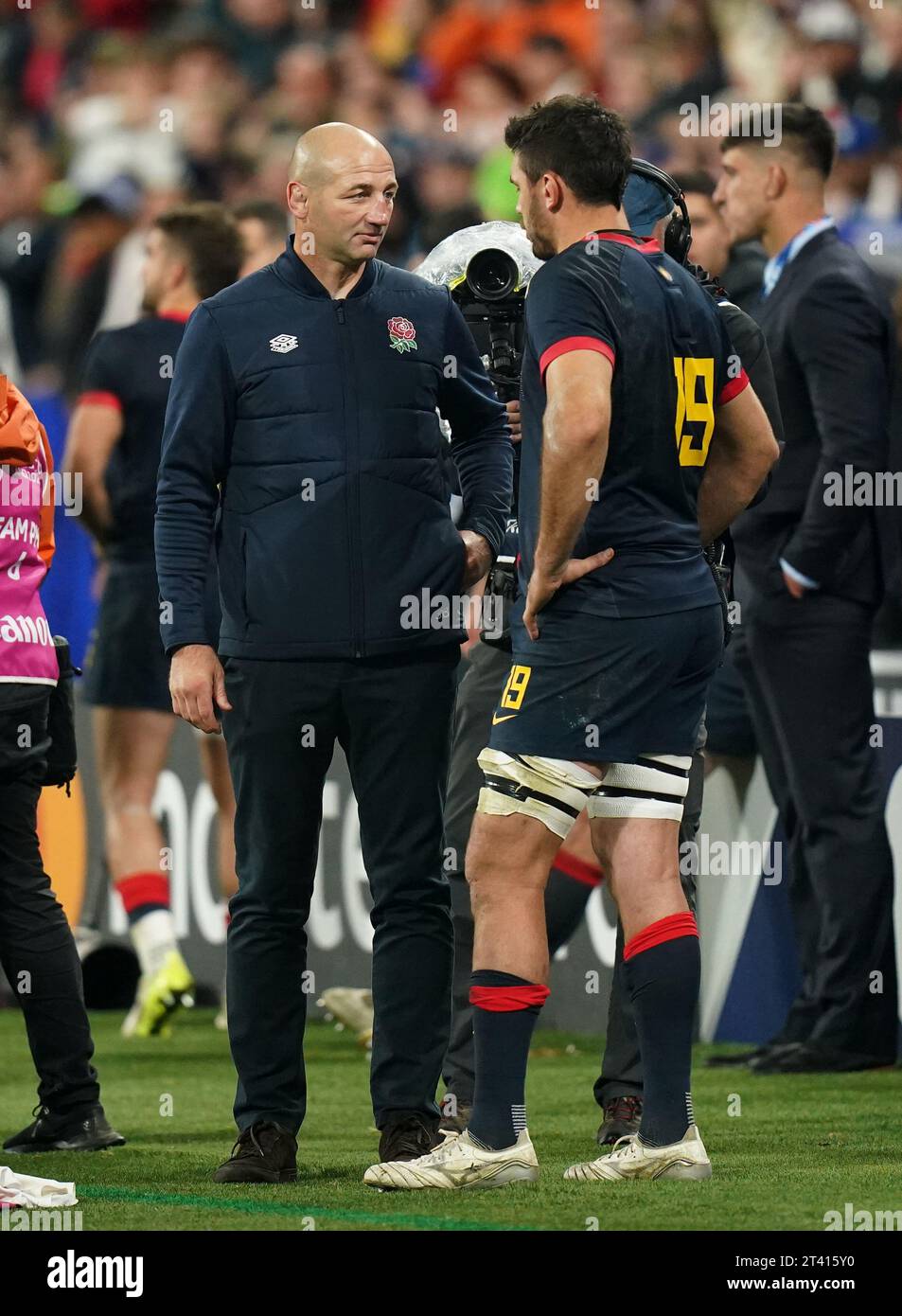 England head coach Steve Borthwick speaks to Argentina's Matias Alemanno after the Rugby World ...