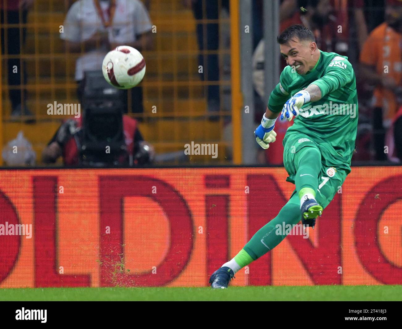ISTANBUL - Galatasaray goalkeeper Fernando Muslera during the Turkish ...