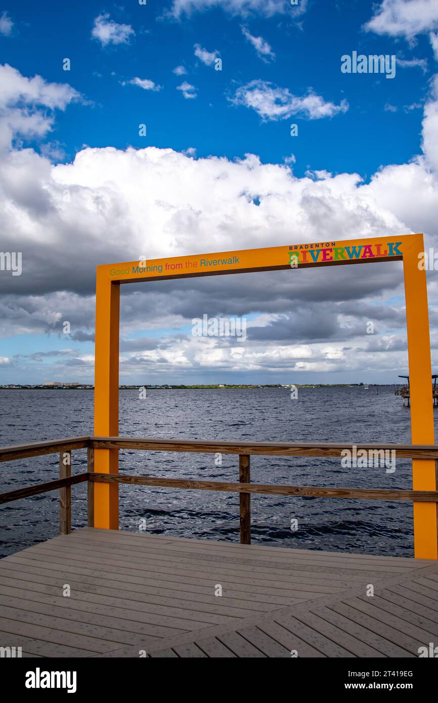 Bradenton, Florida in Manatee County. Scenes along the Bradenton ...