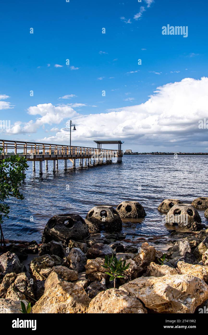Bradenton, Florida, Manatee County-Scenes around Bradenton Riverwalk ...