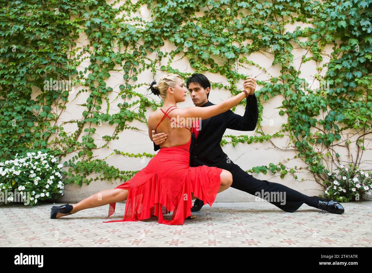 Argentinian dance hi-res stock photography and images - Alamy