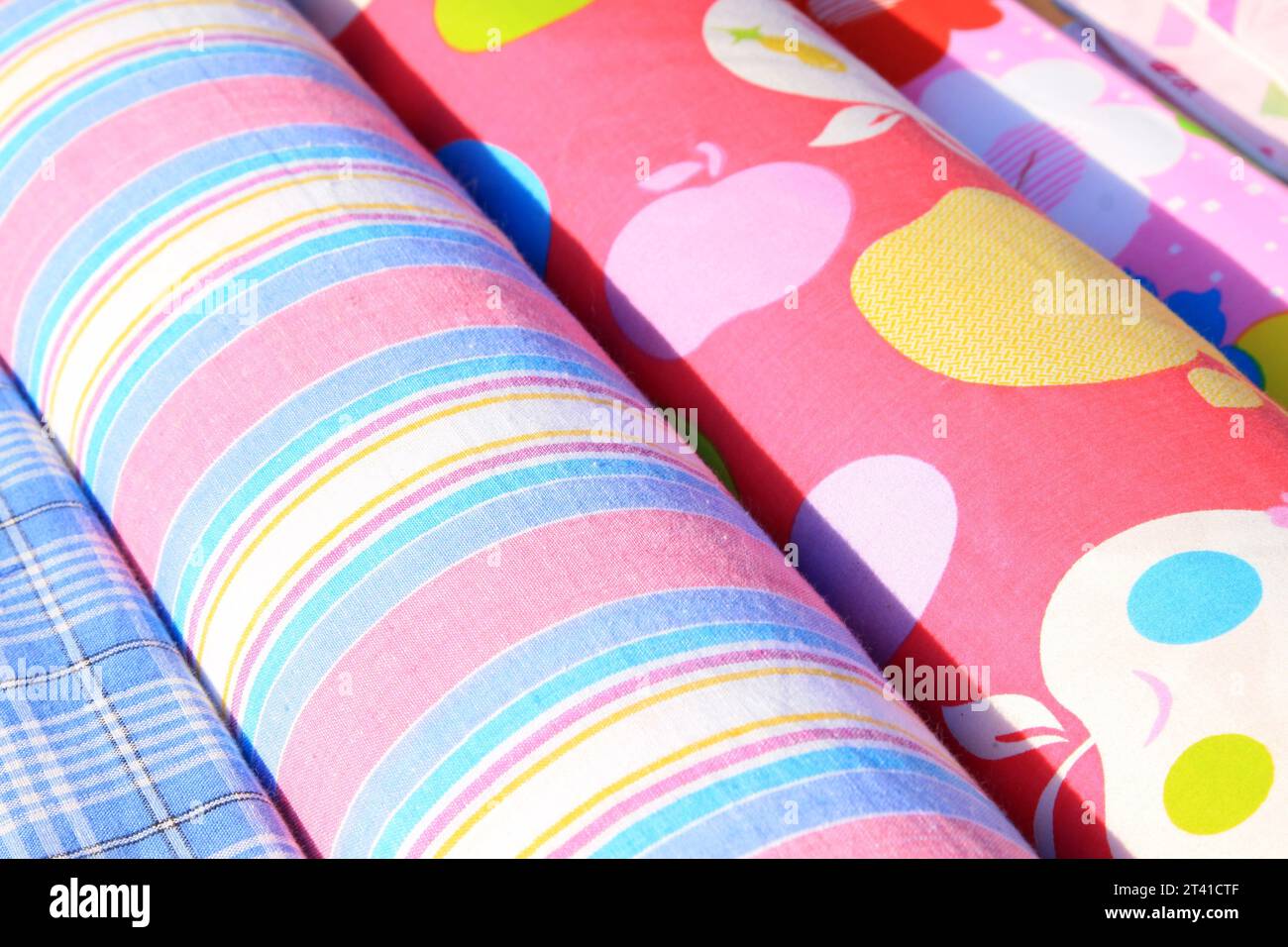 Figured cloth hi-res stock photography and images - Alamy