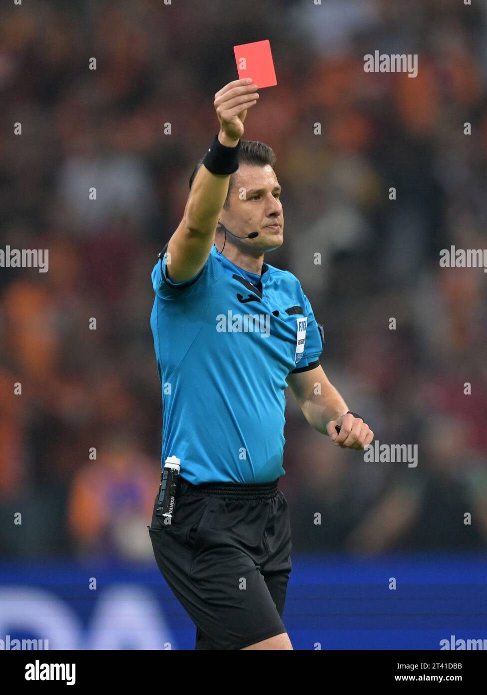 ISTANBUL - Referee Halil Umut Meler gives a red card during the Turkish ...