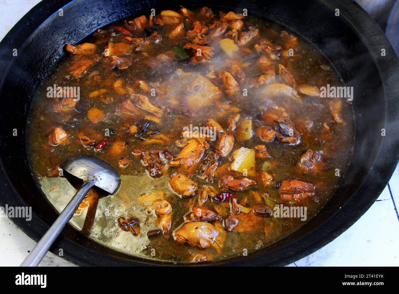 China cooking stoves hi-res stock photography and images - Alamy
