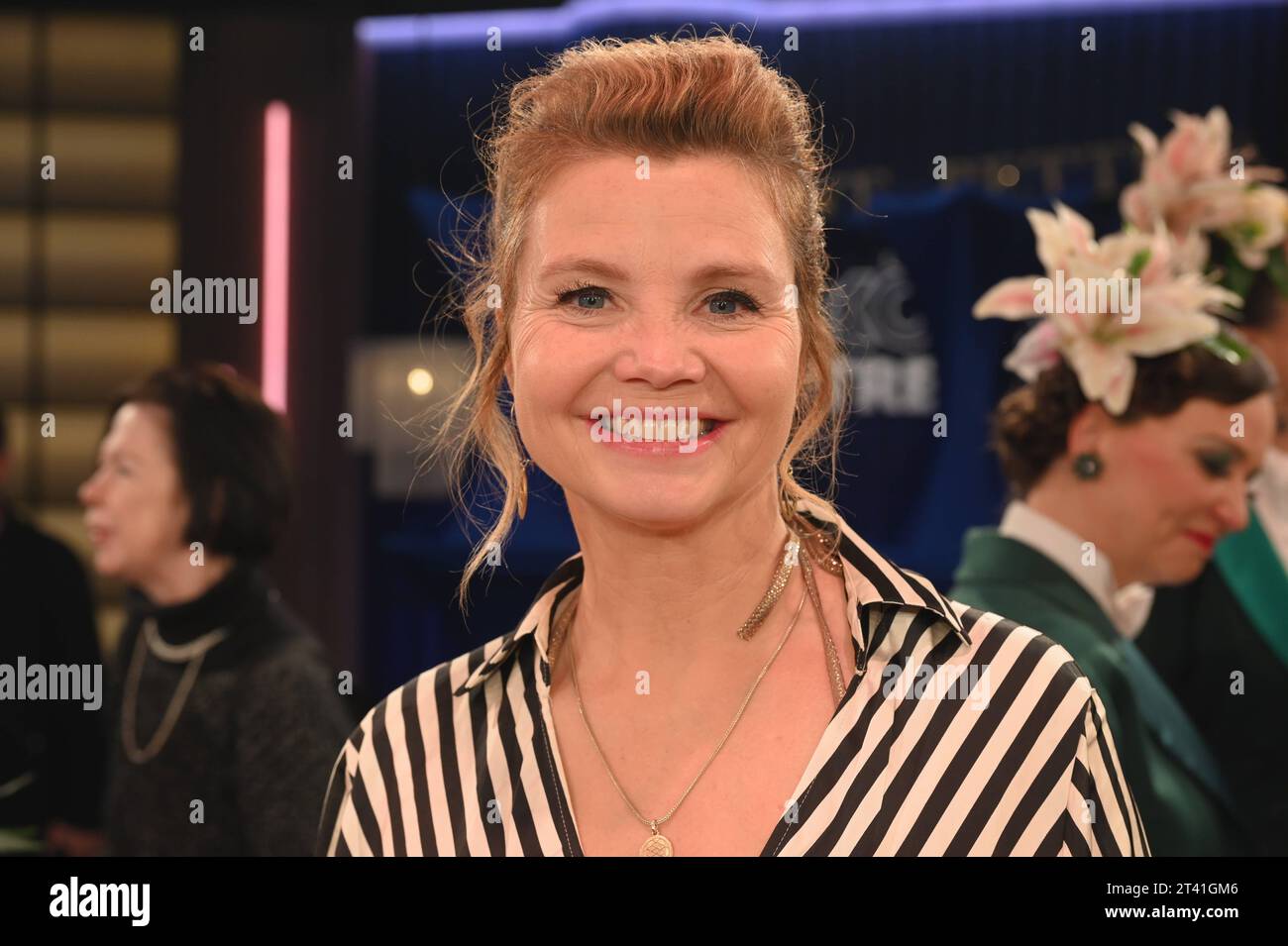Die Schauspielerin Annette Frier zu Gast in der WDR Talkshow Kölner ...