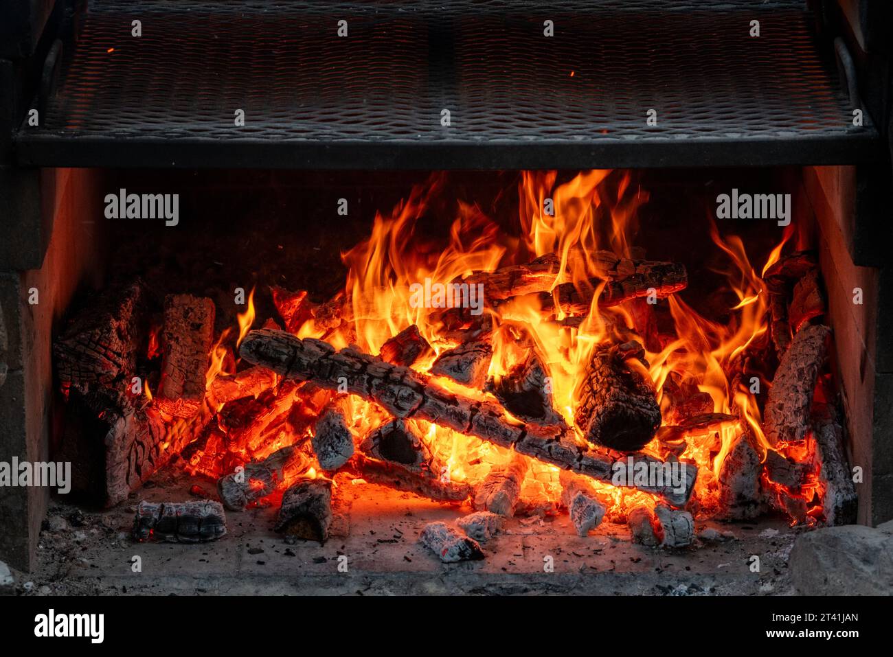 Wood fire grill at the Minam River Lodge, Oregon Stock Photo - Alamy