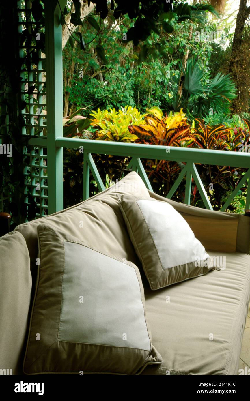 Sofa at verandah hi-res stock photography and images - Alamy