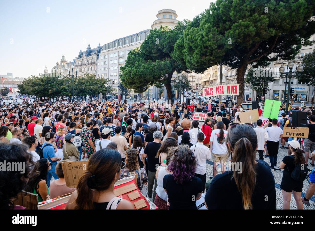 PORTO, PORTUGAL - 2023/09/30: A few thousand people came to the streets ...