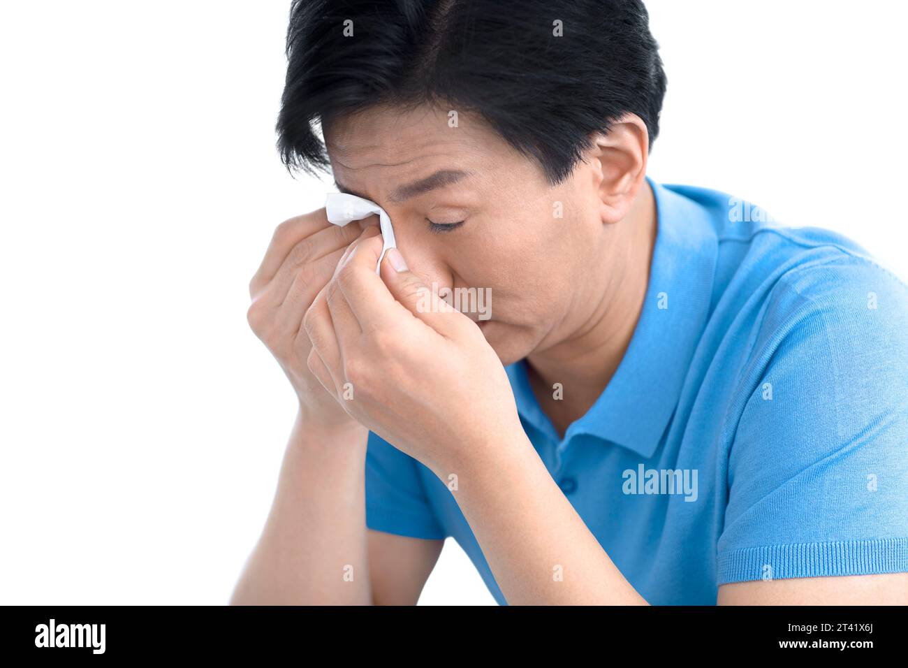 Man crying tissue hi-res stock photography and images - Alamy