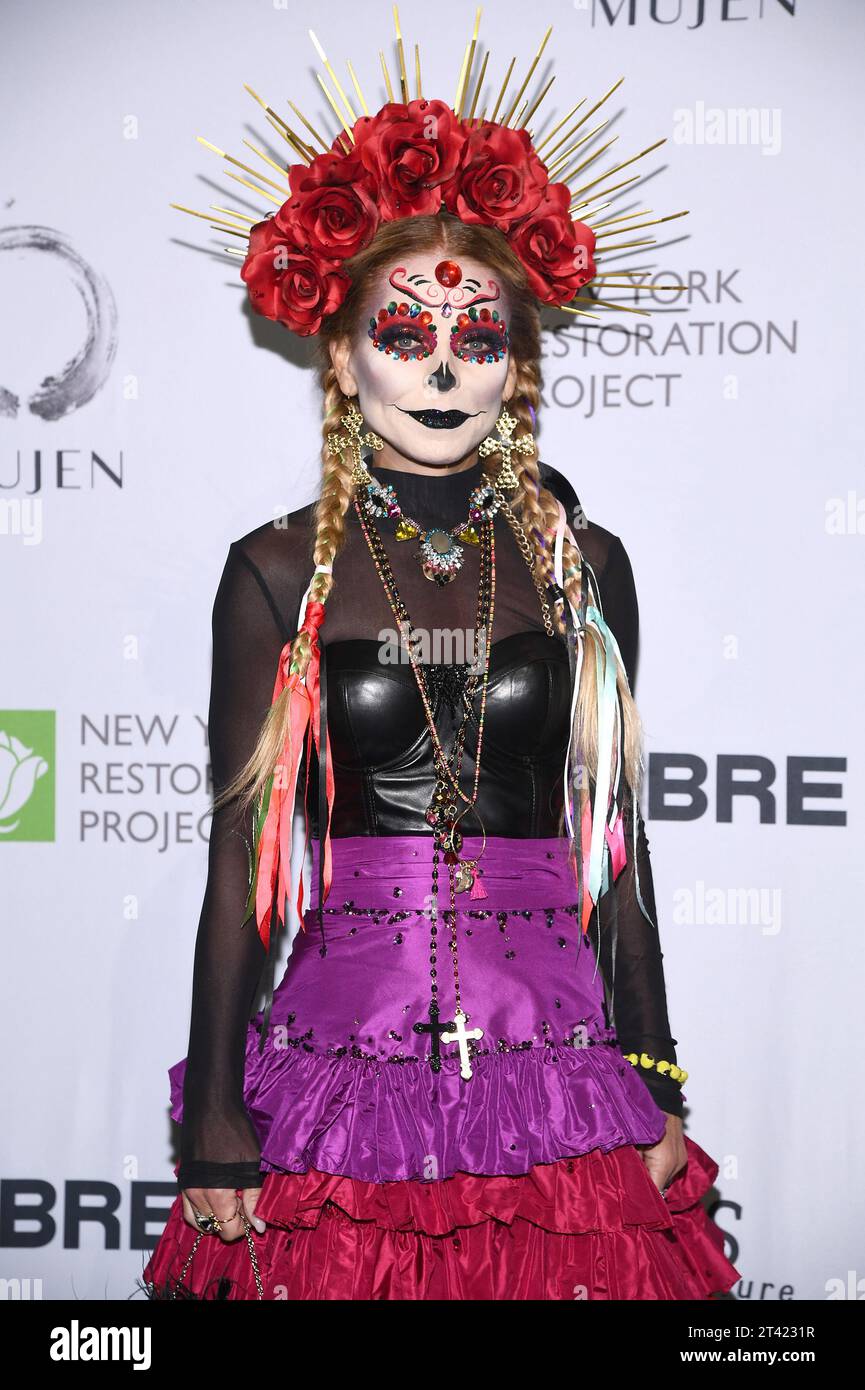 New York, USA. 27th Oct, 2023. Kelly Ripa attends Bette Midler's Annual ...