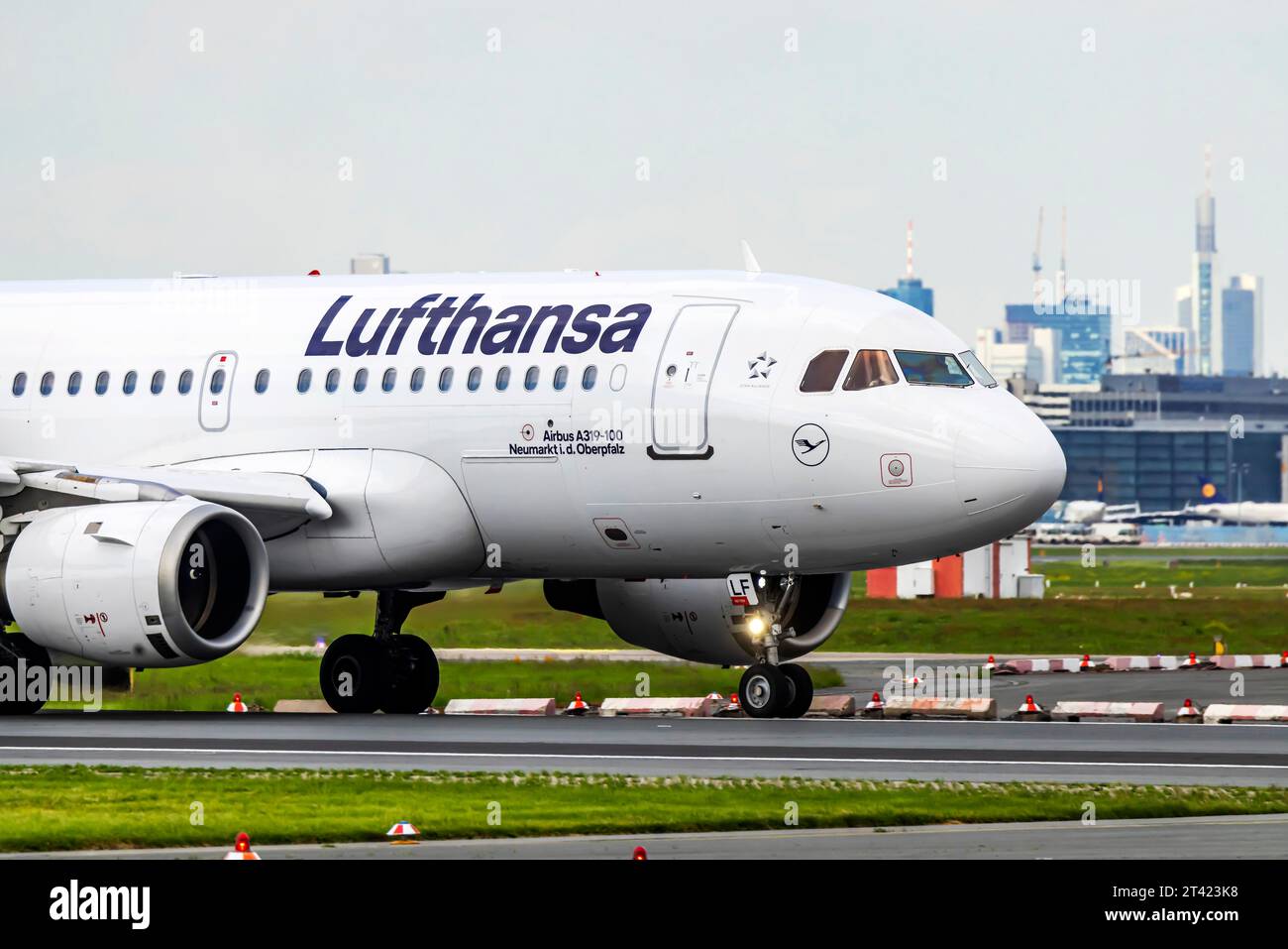 Aircraft on the runway. Lufthansa, Airbus A320-214, D-AIWK, christened ...