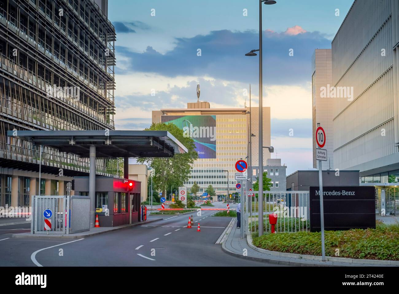 Mercedes benz head office factory stuttgart hi-res stock photography ...