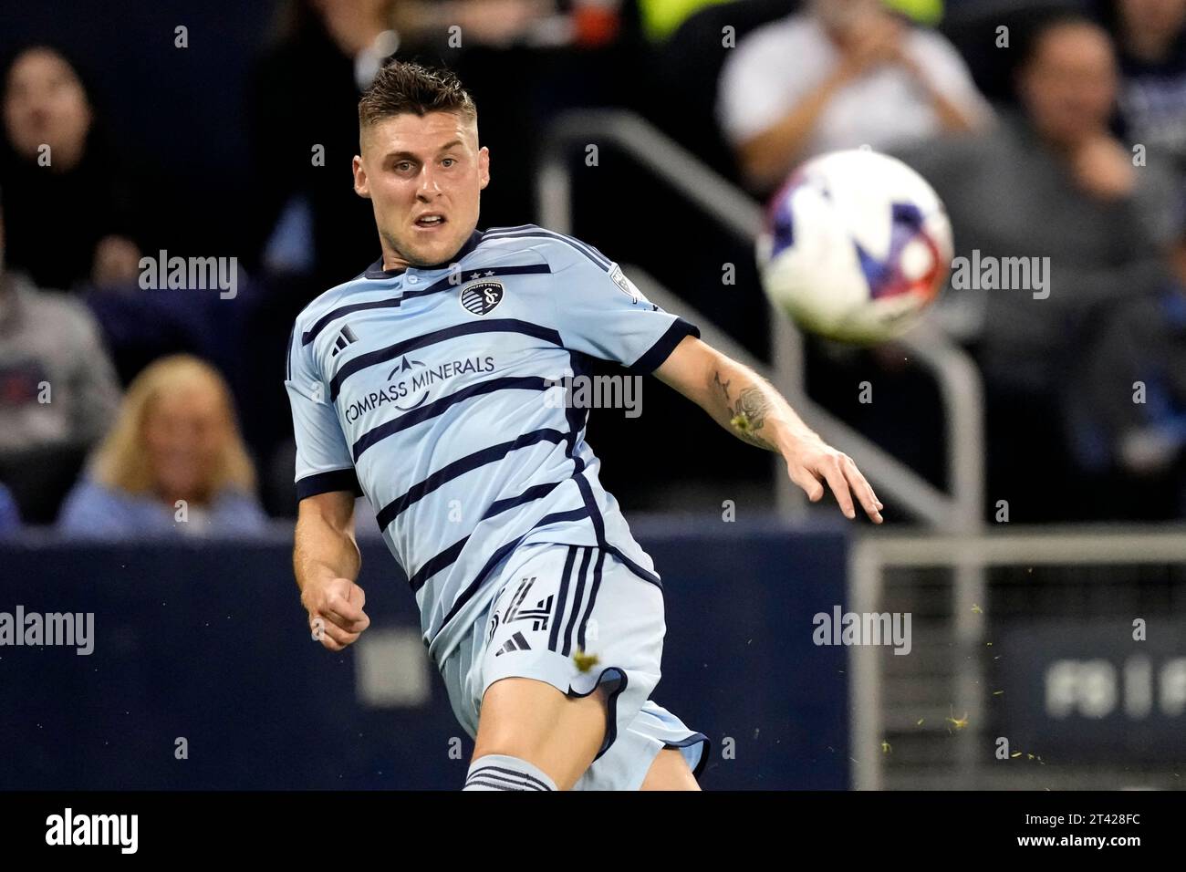 Sporting Kansas City midfielder Rémi Walter kicks the ball during the ...
